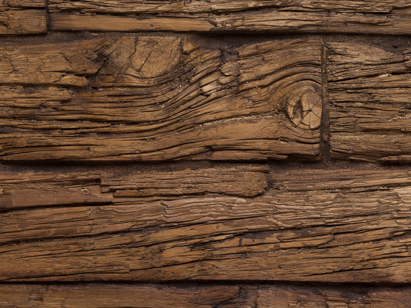 WOOD – Lavraki